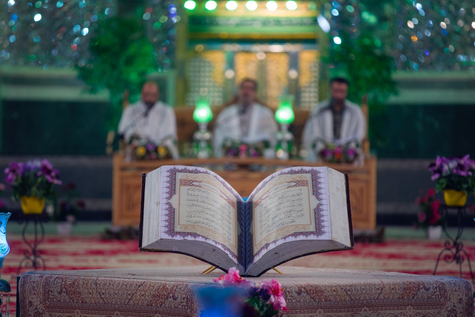 Mengenal Pentingnya Hari Jumat Dalam Islam - Rawda Umroh Bandung